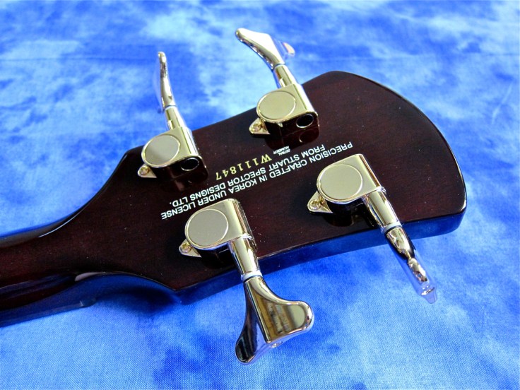 Testipenkissä: Spector Legend 4 Classic + Custom – Kitarablogi.com ...